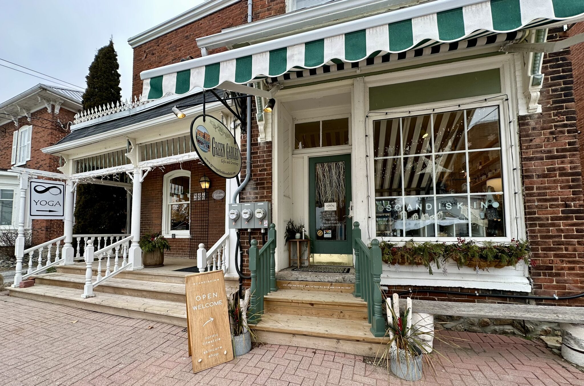 A Perfect Weekend in Prince Edward County, Ontario - Little Miss Ottawa